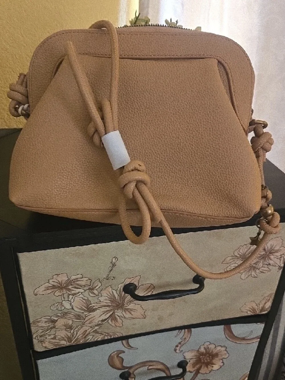 Lucky Brand | Bags | Lucky Brand Beigetan Pebbled Leather Crossbody Bag ...